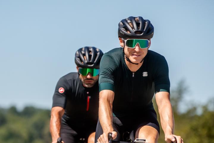 pi - SENA pi - Universal Multi-Sport Bluetooth Intercom