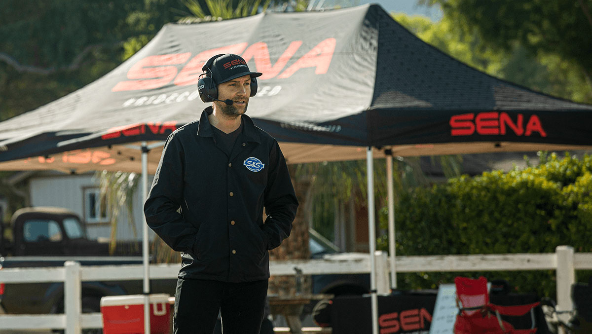 Sena Adventure Seekers: Johnny Lewis - SENA