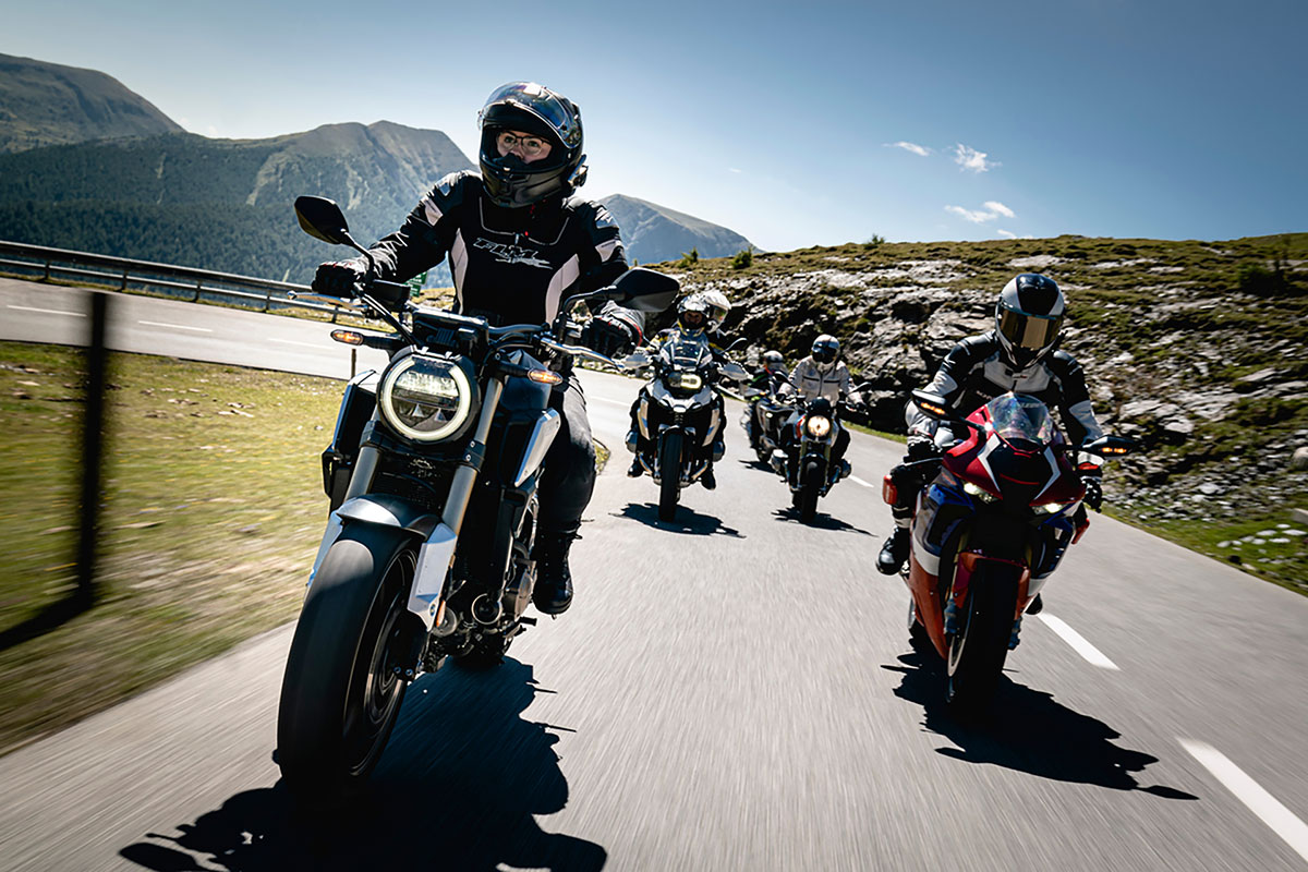 SENA's practical guide to choosing the right motorcycle intercom - SENA