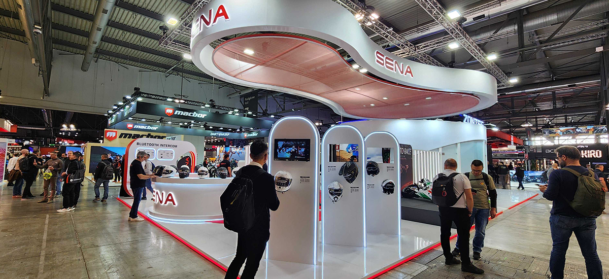 The Ultimate Touring Companion: Sena Unveils the Specter Modular Smart ...